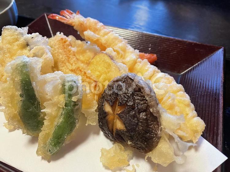 天ぷら 250322 - No: 32222085｜写真素材なら「写真AC」無料（フリー）ダウンロードOK