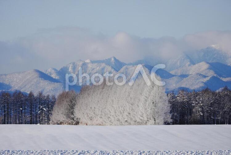 冬の日高山脈 - No: 1915585｜写真素材なら「写真AC」無料（フリー）ダウンロードOK