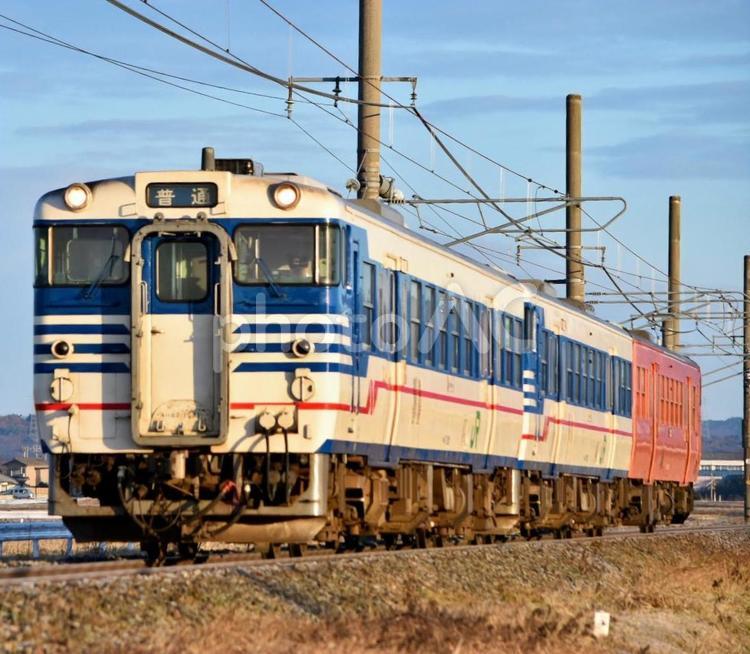 キハ47 新潟色 青 - No: 22811122｜写真素材なら「写真AC」無料（フリー）ダウンロードOK