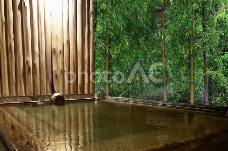 風情のある露天風呂 No 5139596|写真素材なら「写真ac」無料(フリー)ダウンロードok